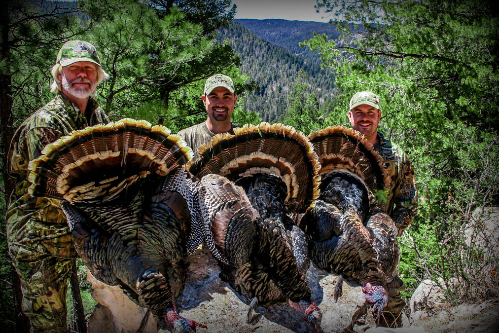 The Best Turkey Hunting Tips for Hunting with a Partner | RIZZARR